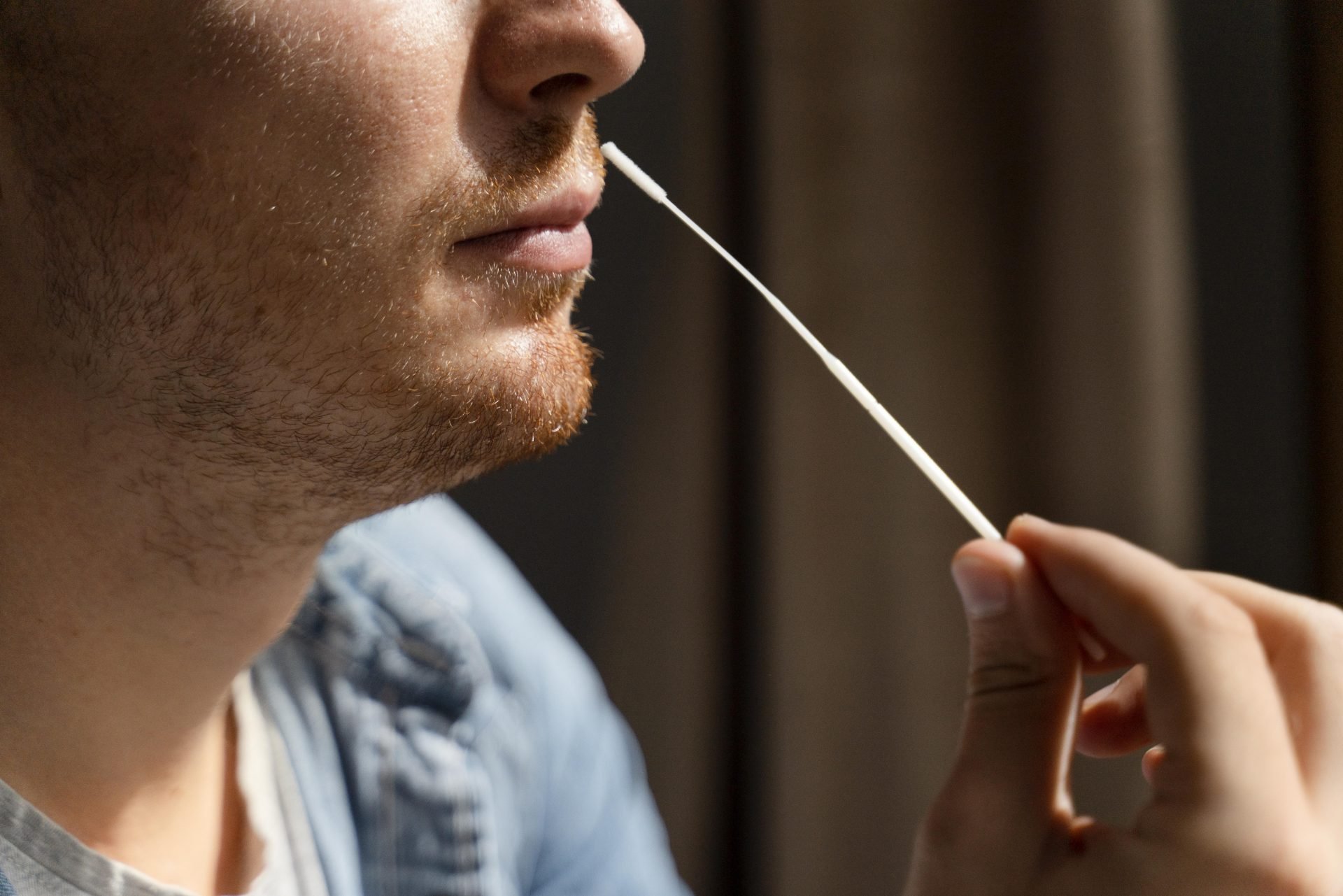 Auge de los test de COVID y gripe: ¿cómo funcionan?