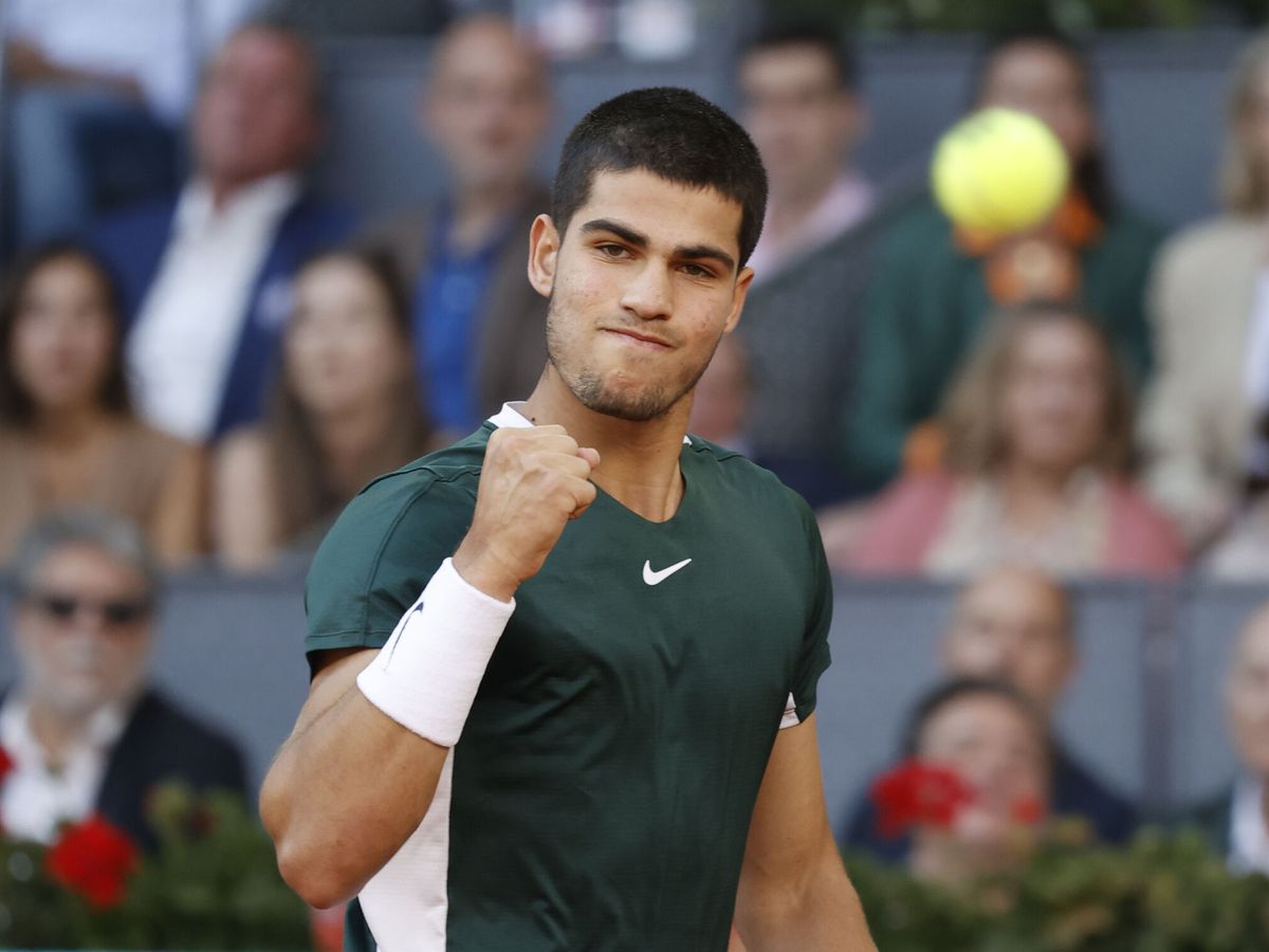 Carlos Alcaraz derrota a Djokovic